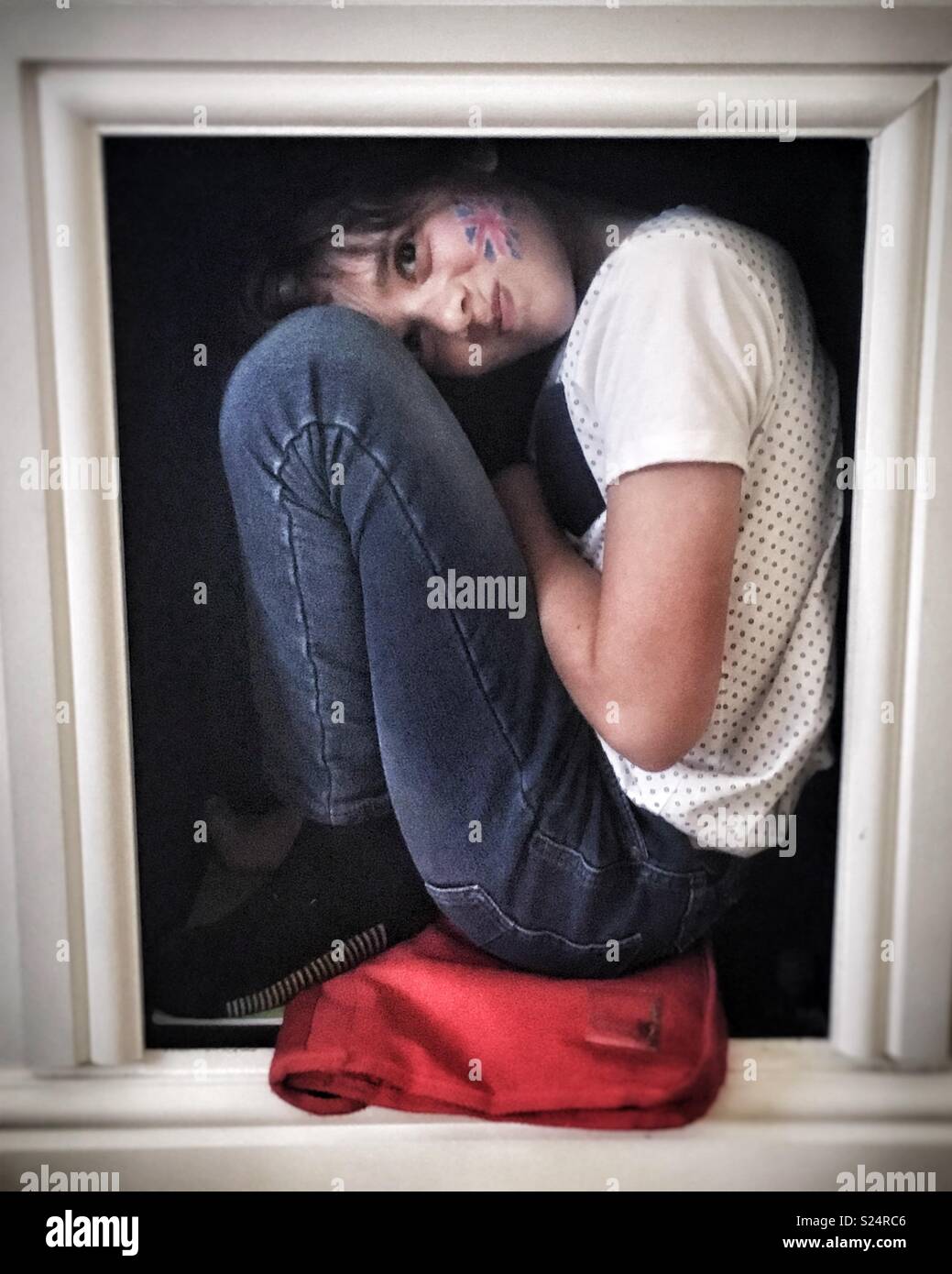 Living in a box hi-res stock photography and images - Alamy