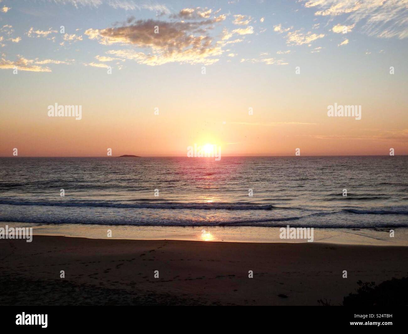 An Australian sunrise! Stock Photo - Alamy