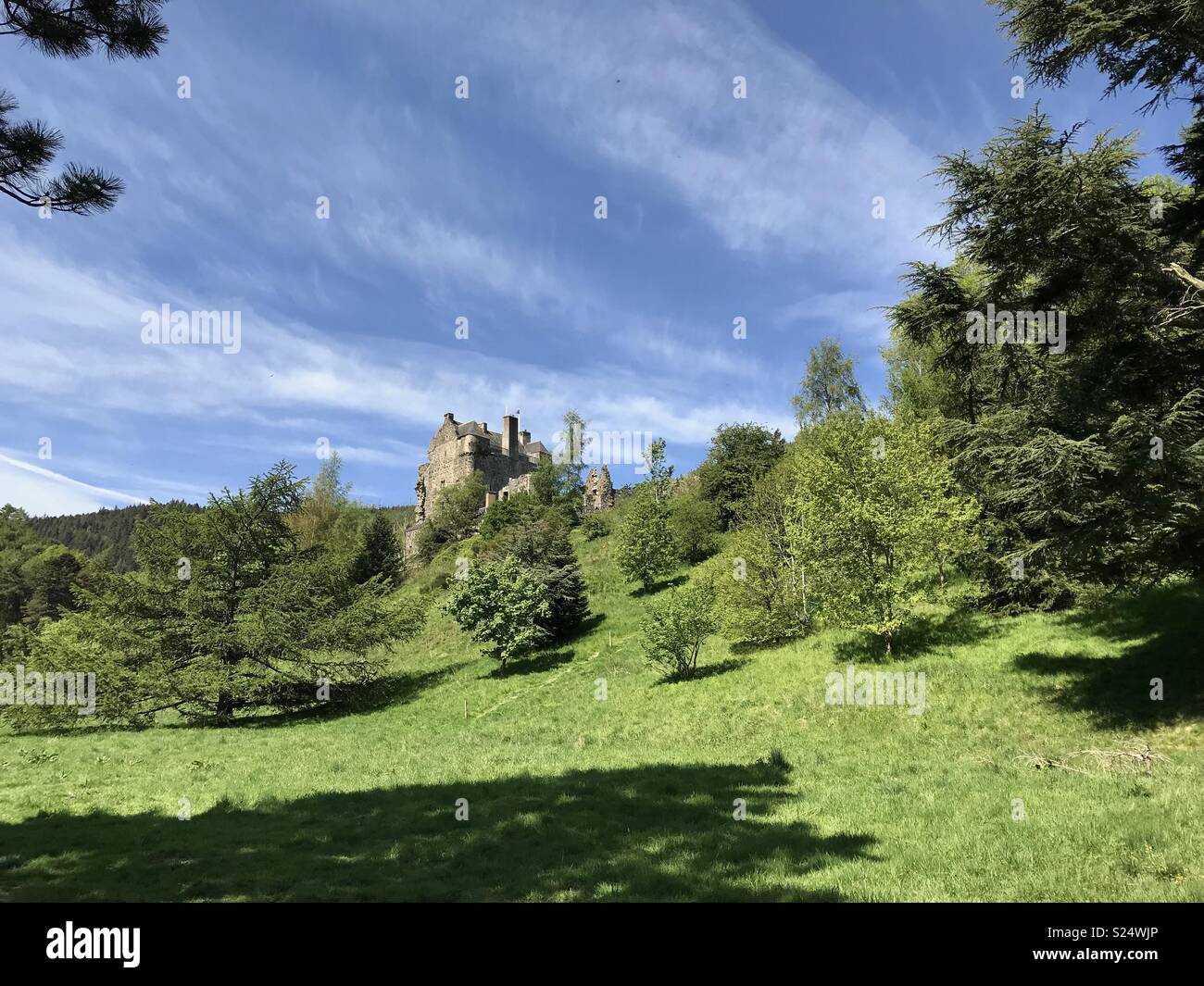 Neidpath castle scotland hi-res stock photography and images - Alamy