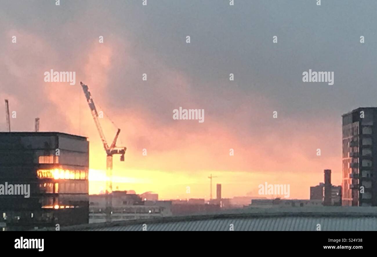 Manchester skyline sunset hi-res stock photography and images - Alamy