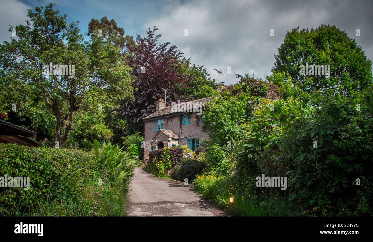 Cheshire Country Cottage Stock Photo - Alamy