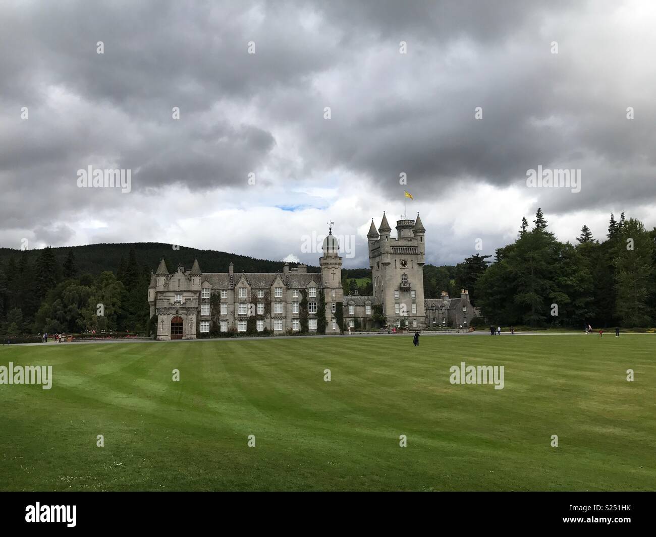 Balmoral balmoral castle royalty royal family hi-res stock photography ...