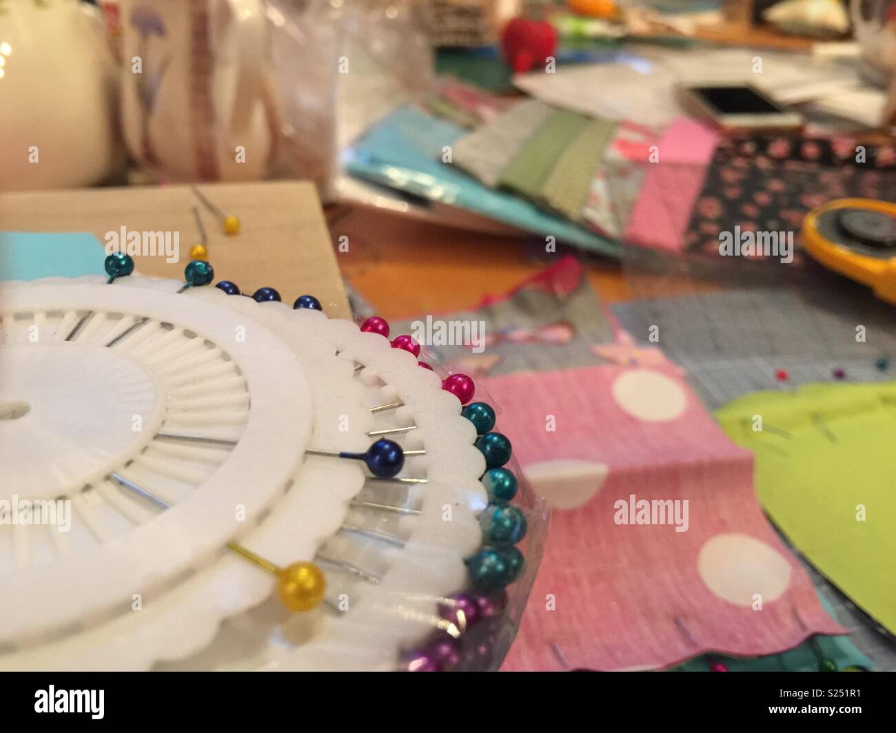 Wheel needles hi-res stock photography and images - Alamy