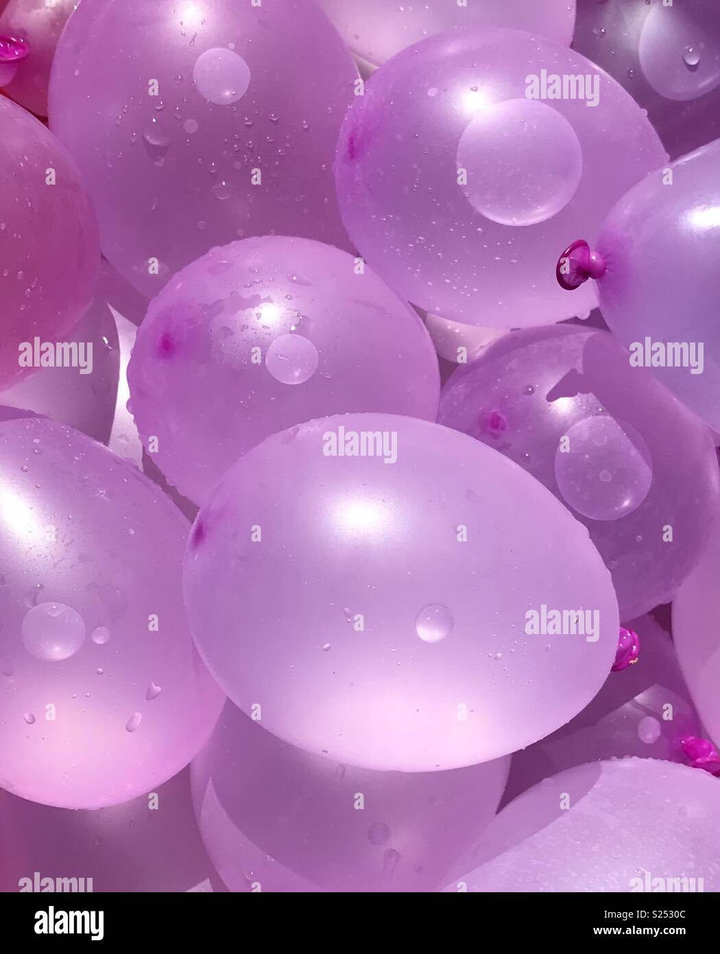 Water balloon fun Stock Photo - Alamy