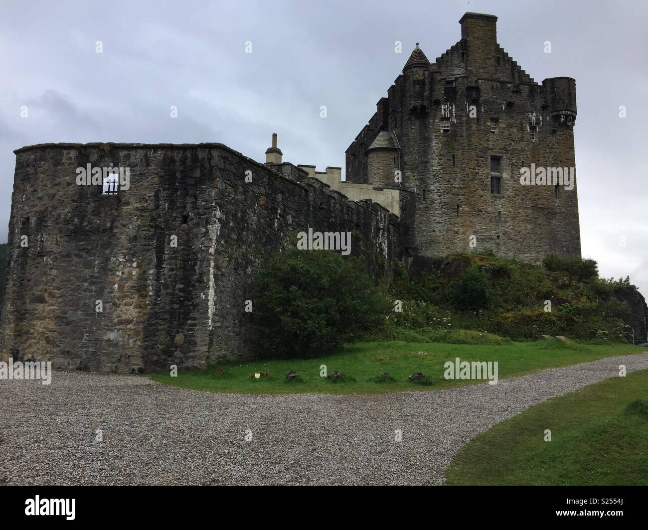 Eilean donan castle, dornie, scotland hi-res stock photography and ...