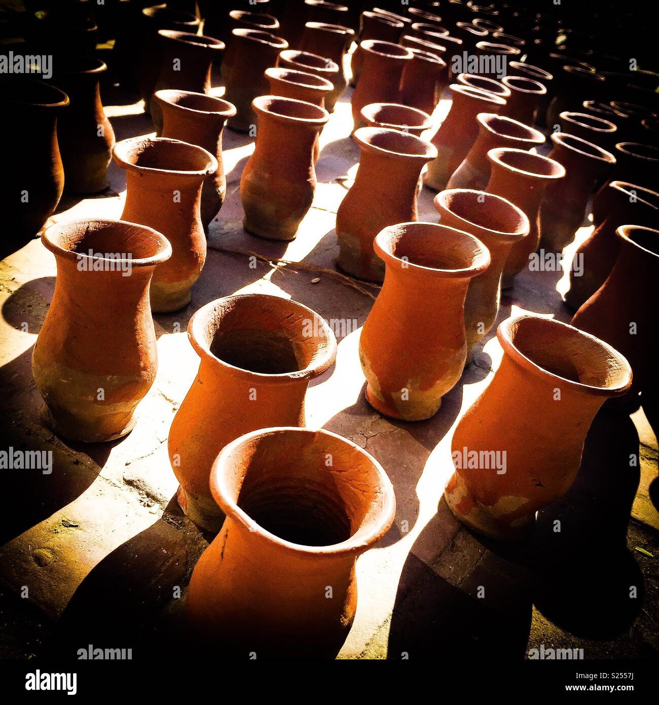 Drying pottery, Bhaktapur, Nepal Stock Photo - Alamy