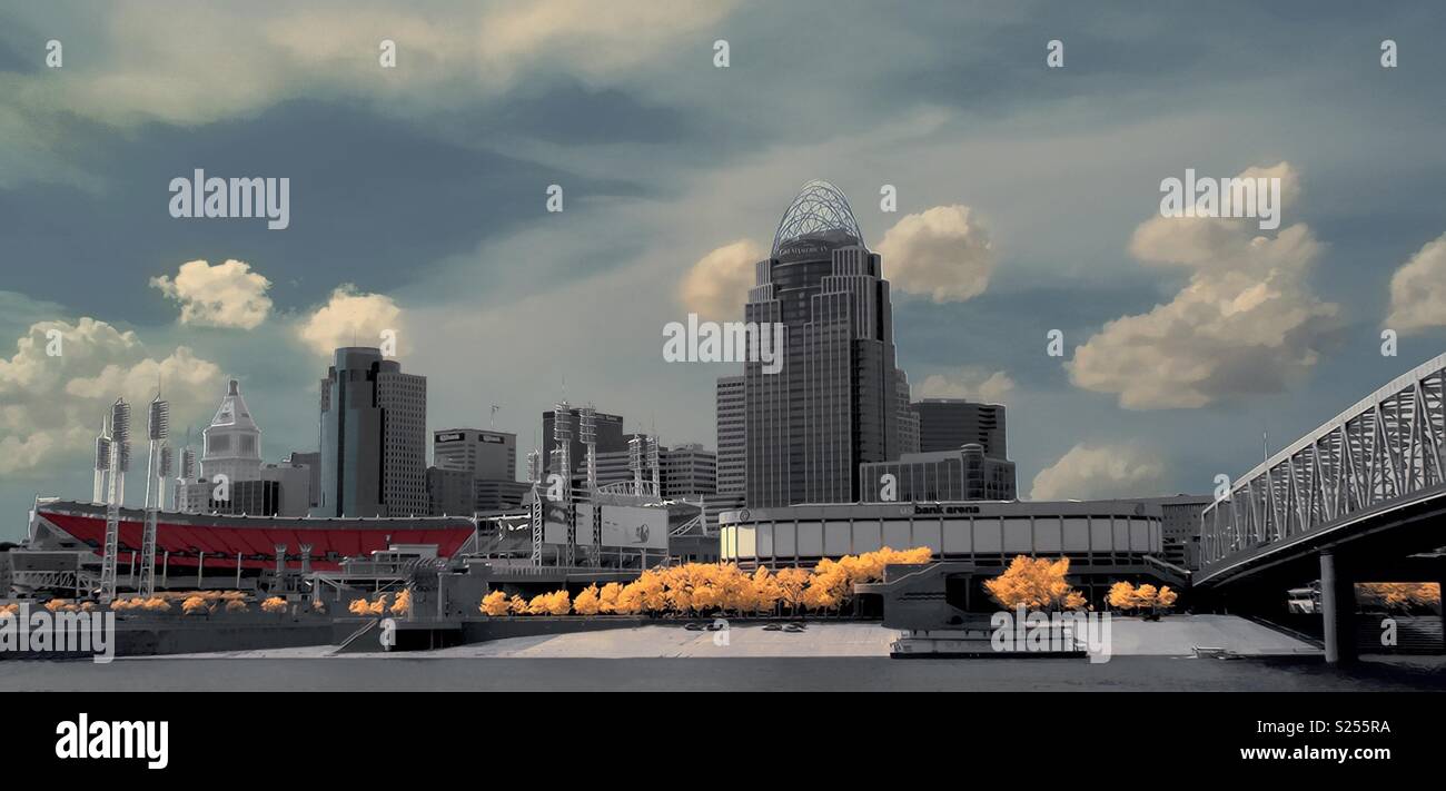 Riverfront stadium hi-res stock photography and images - Alamy