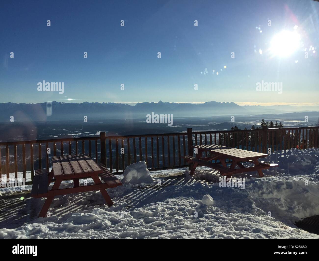 Lunch mountain hi-res stock photography and images - Alamy