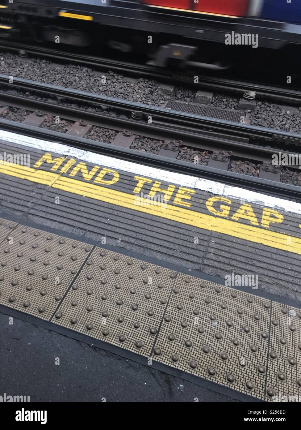 The tube mind the gap hi-res stock photography and images - Alamy