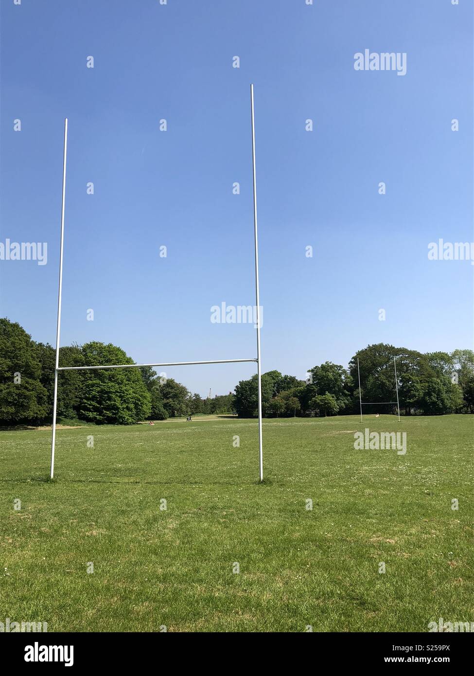 Rugby pitch posts hi-res stock photography and images - Alamy