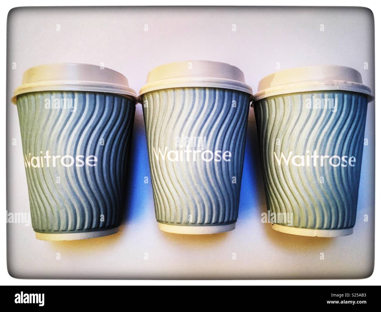 Non recyclable cups hi-res stock photography and images - Alamy