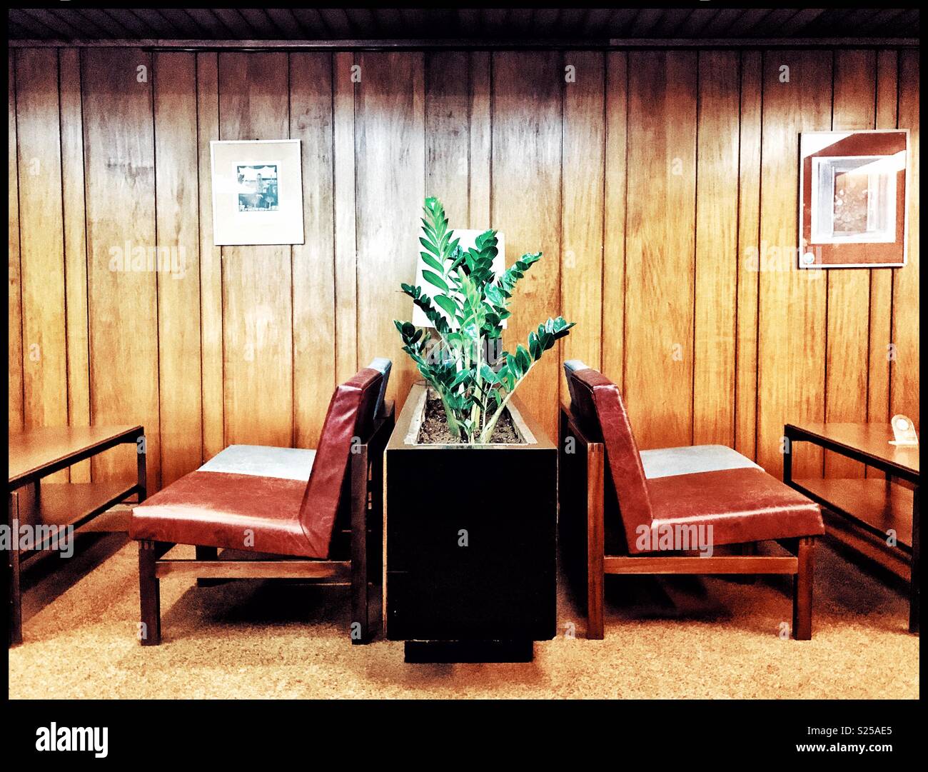 Old hotel interior hi-res stock photography and images - Alamy
