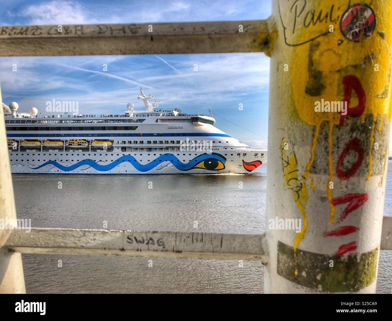 Aida cruise ship sails hi-res stock photography and images - Alamy