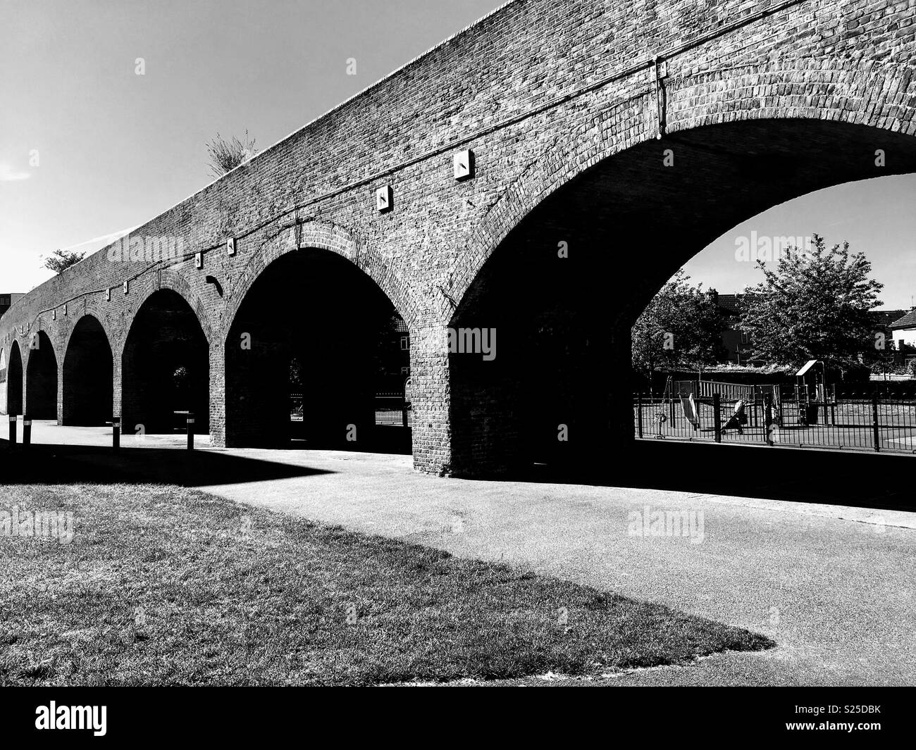 Engineering bricks hi-res stock photography and images - Alamy
