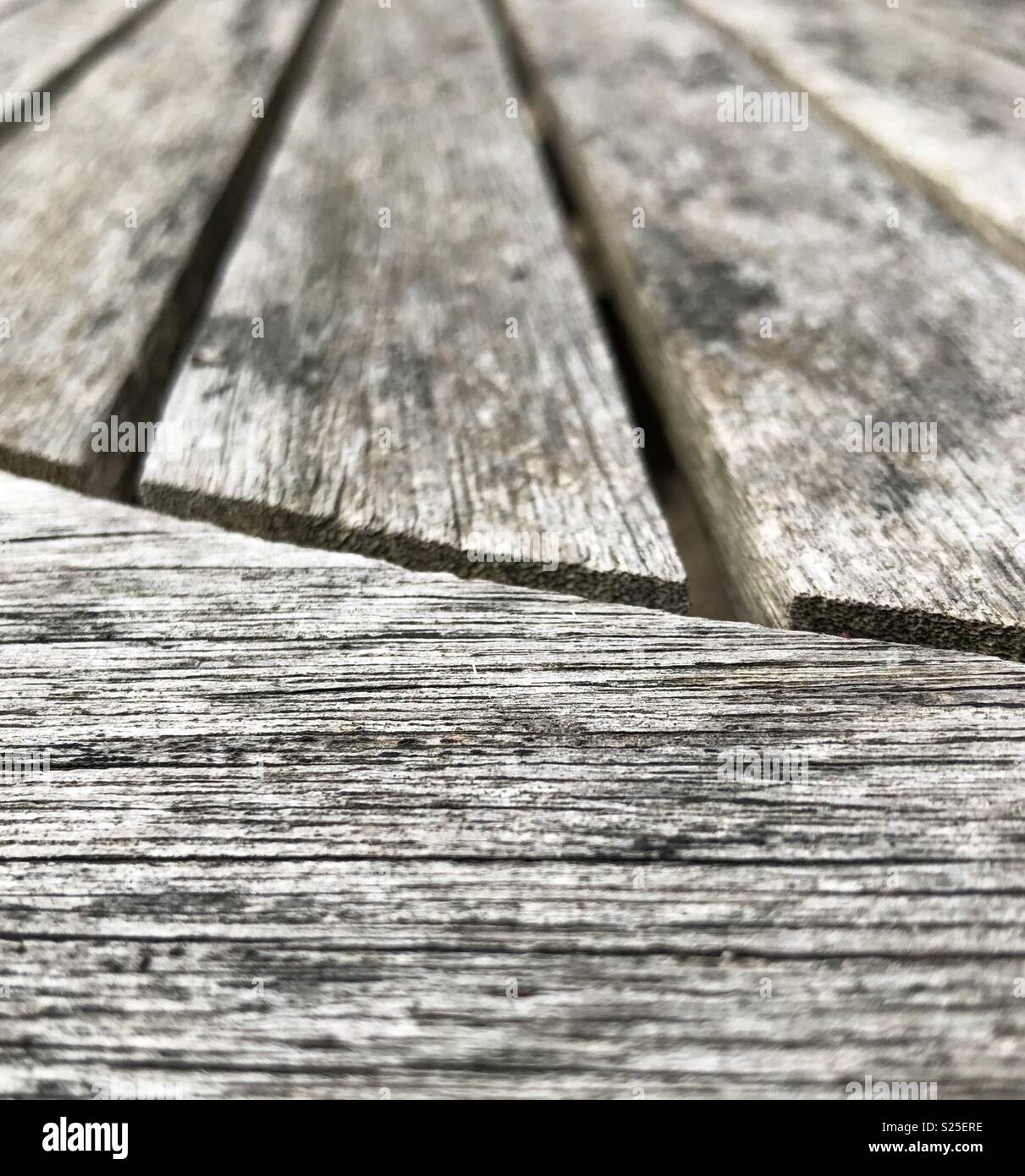 Distressed worn table hi-res stock photography and images - Alamy