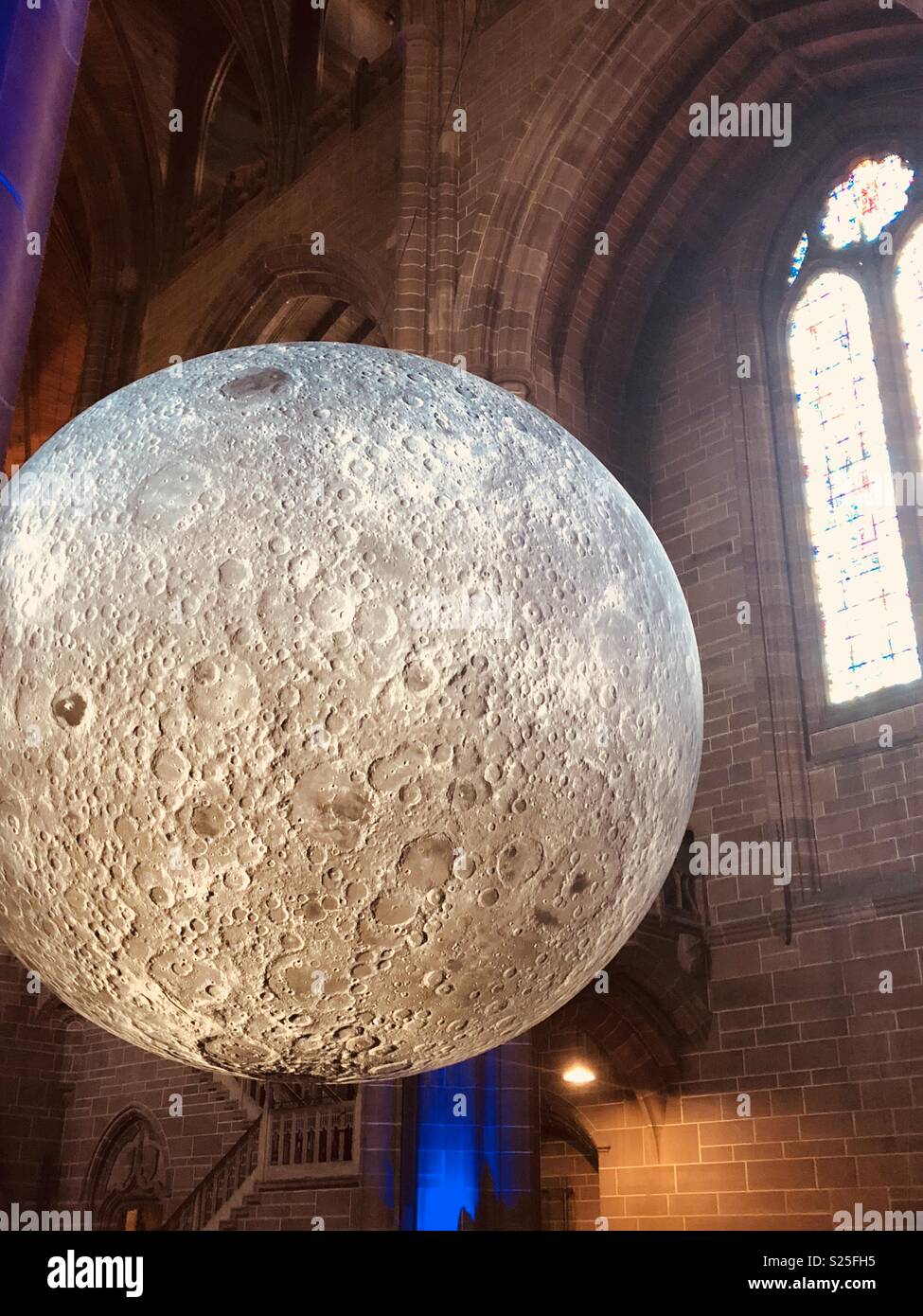 Liverpool moon hi-res stock photography and images - Alamy