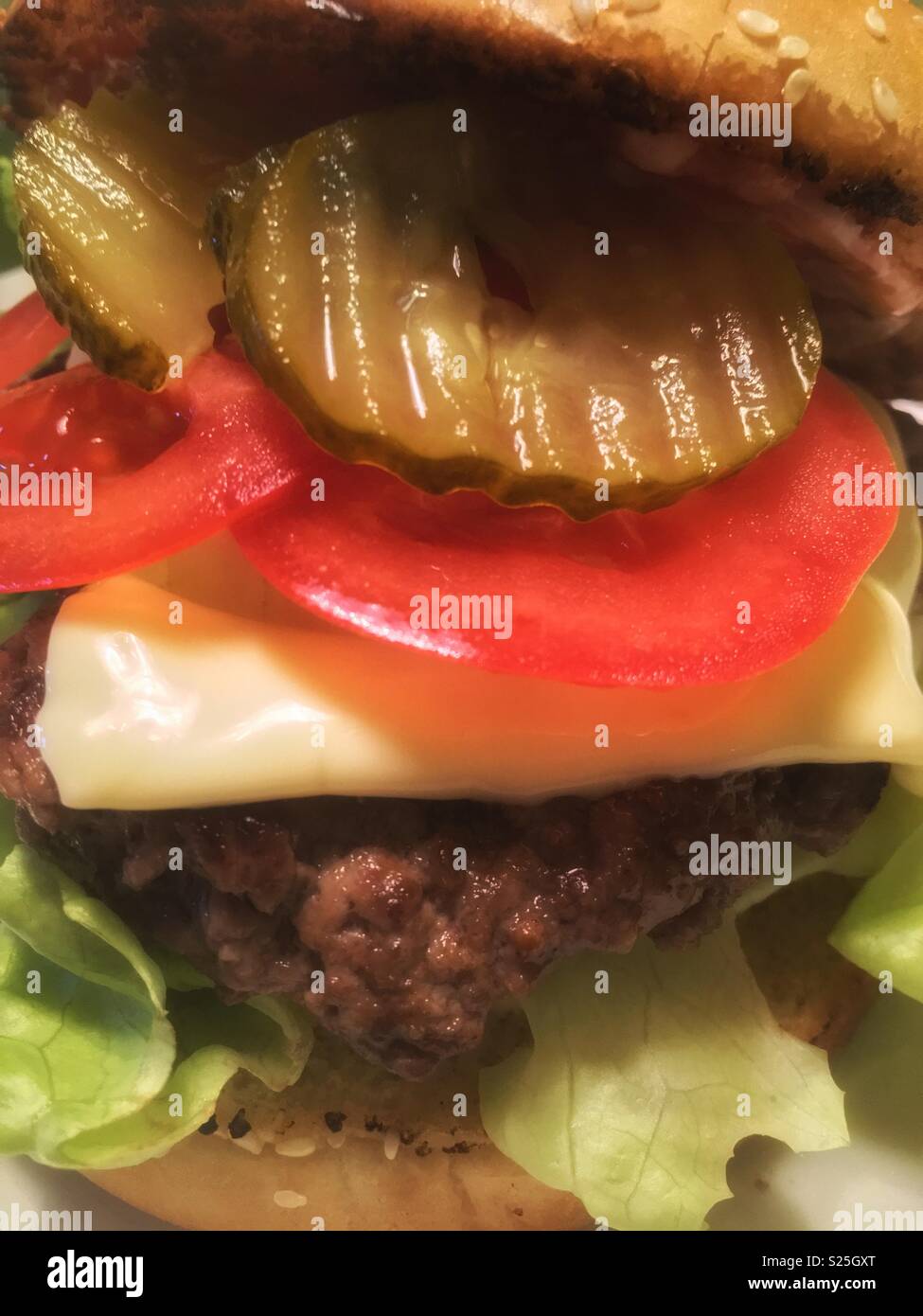 Cooking cheeseburger hi-res stock photography and images - Alamy