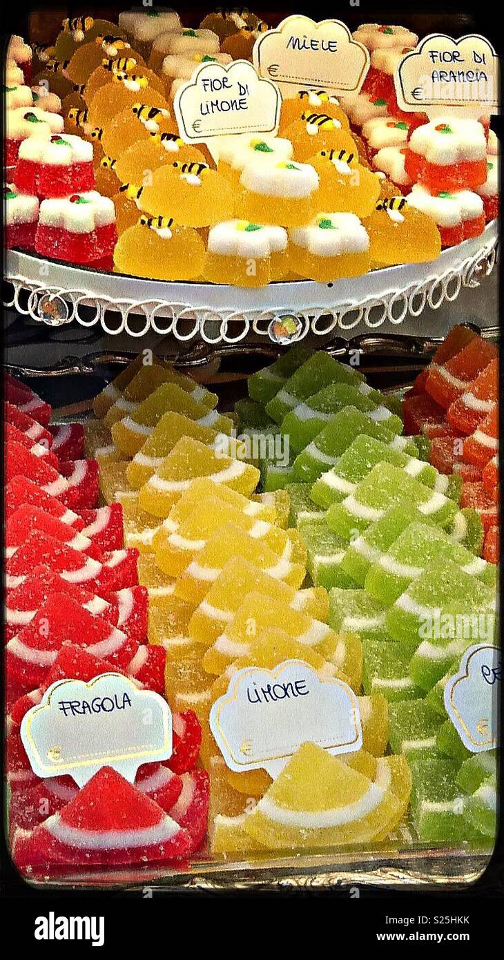 Sweet shop display hi-res stock photography and images - Alamy