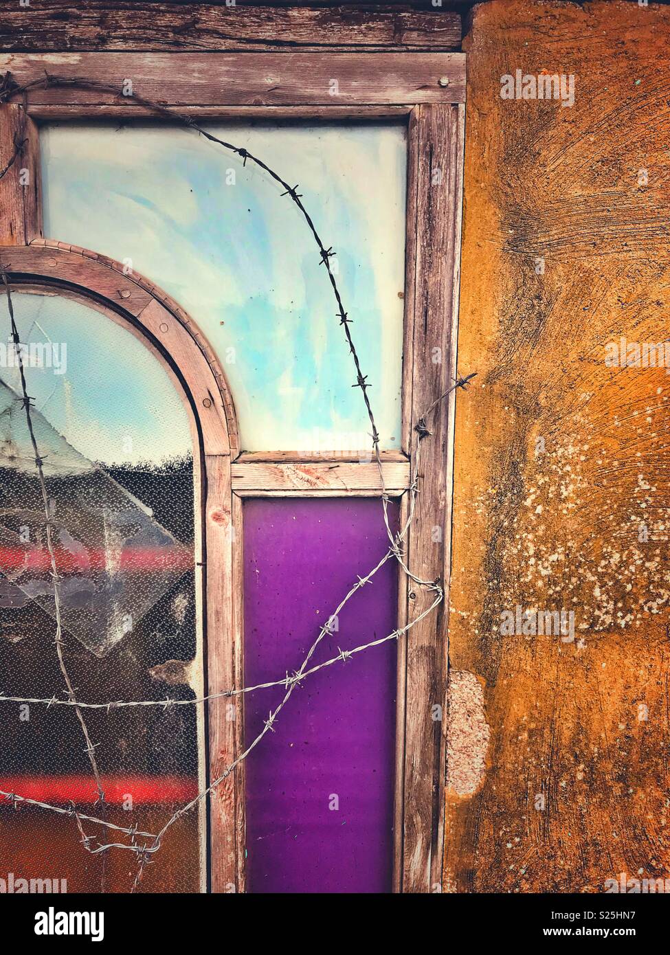 Colorful window frames hi-res stock photography and images - Alamy