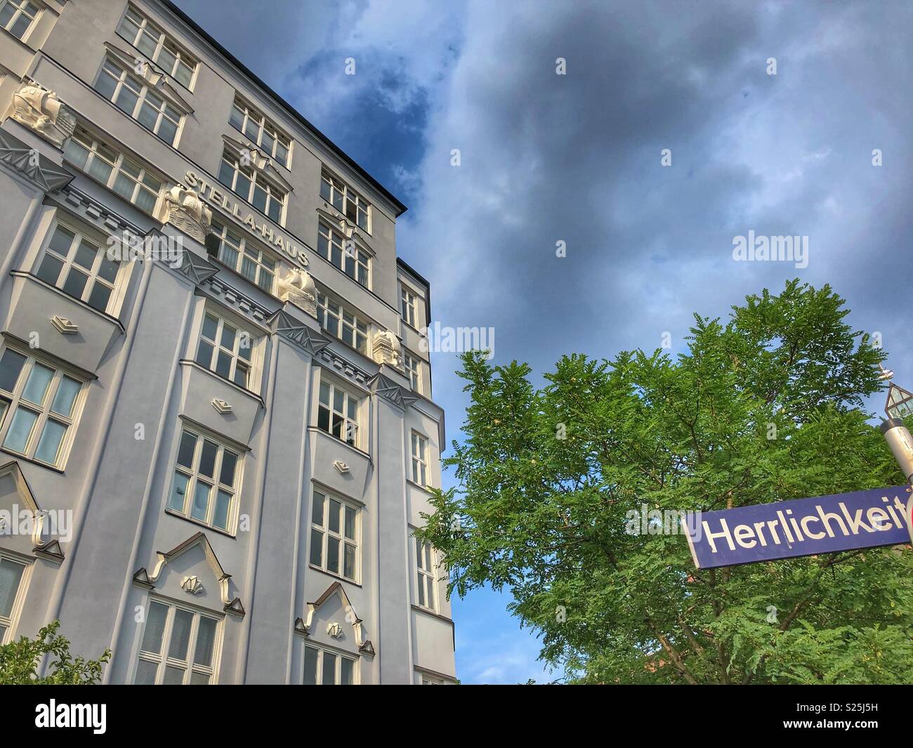 Preserved building facade hi-res stock photography and images - Alamy