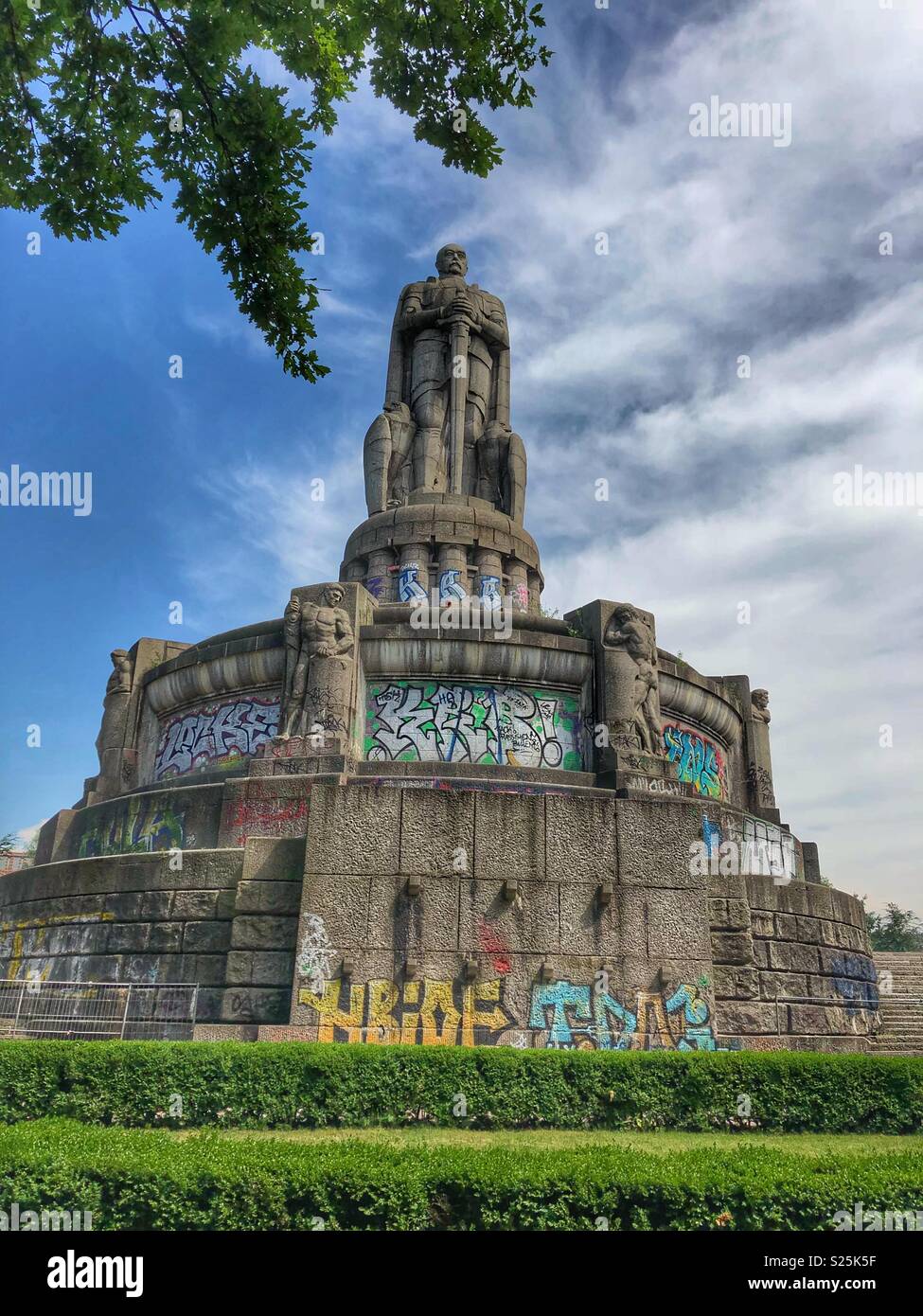 The Bismarck Monument in Hamburg, Germany Stock Photo - Alamy The Bismarck Monument in Hamburg, Germany Stock Photo - Alamy