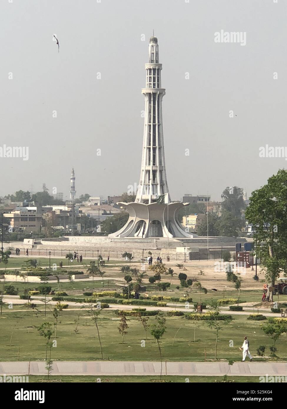 Tower of pakistan hi-res stock photography and images - Alamy
