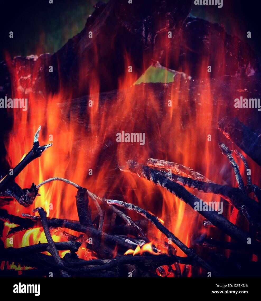 Inferno flames hi-res stock photography and images - Alamy