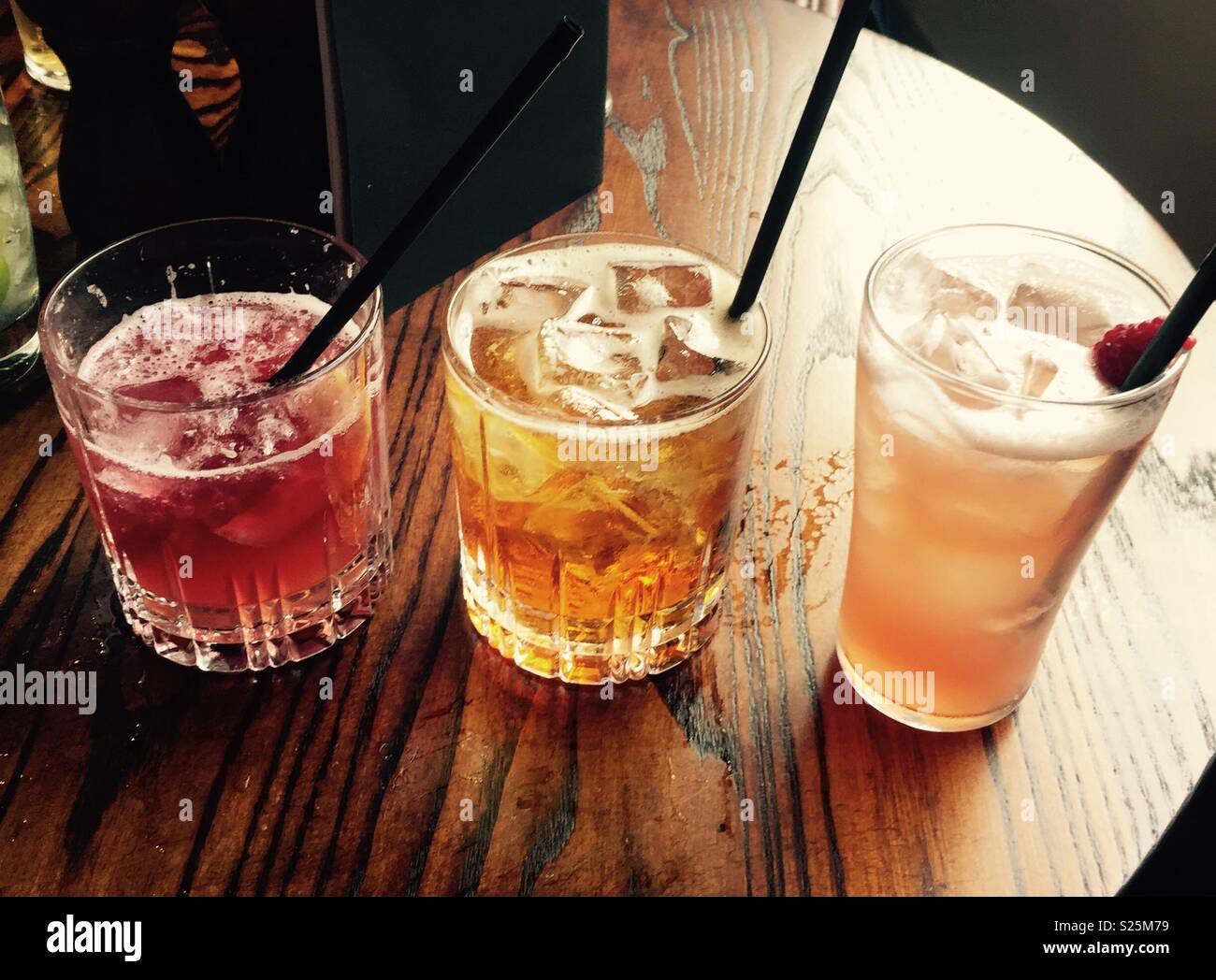 Cocktails hi-res stock photography and images - Alamy