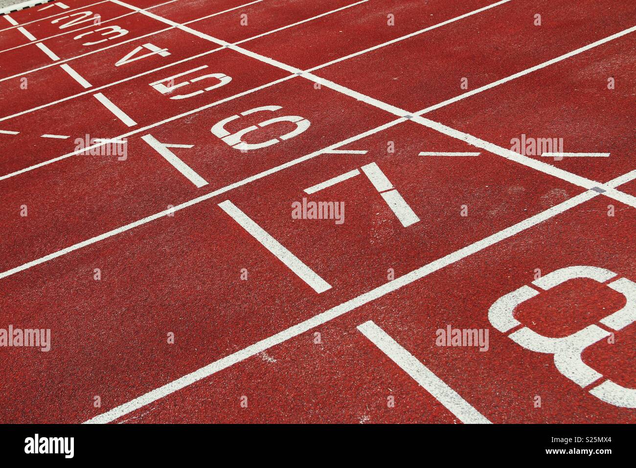 Lanes race track hi-res stock photography and images - Alamy