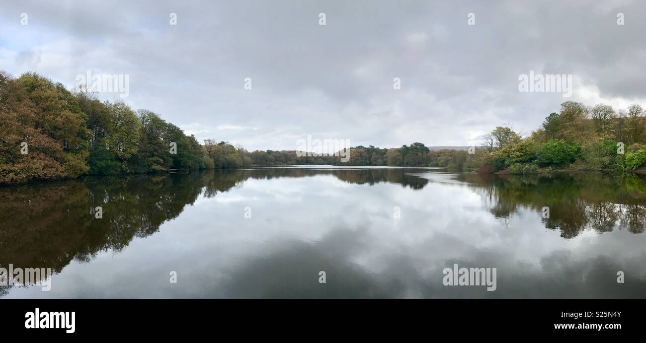 Lake countryside water hi-res stock photography and images - Alamy