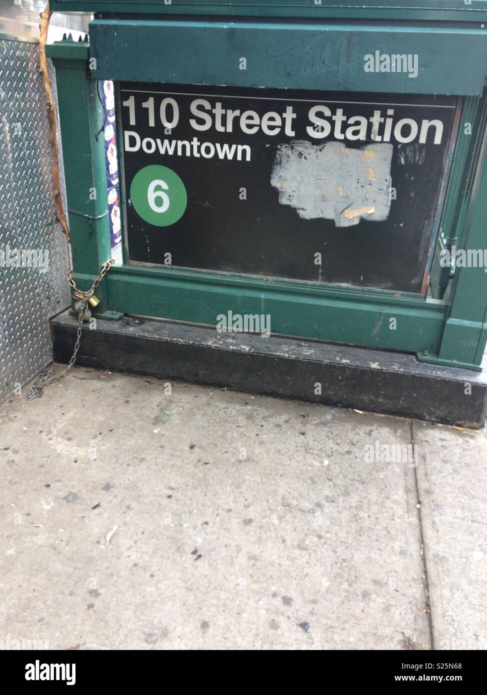 110th street subway station hi-res stock photography and images - Alamy