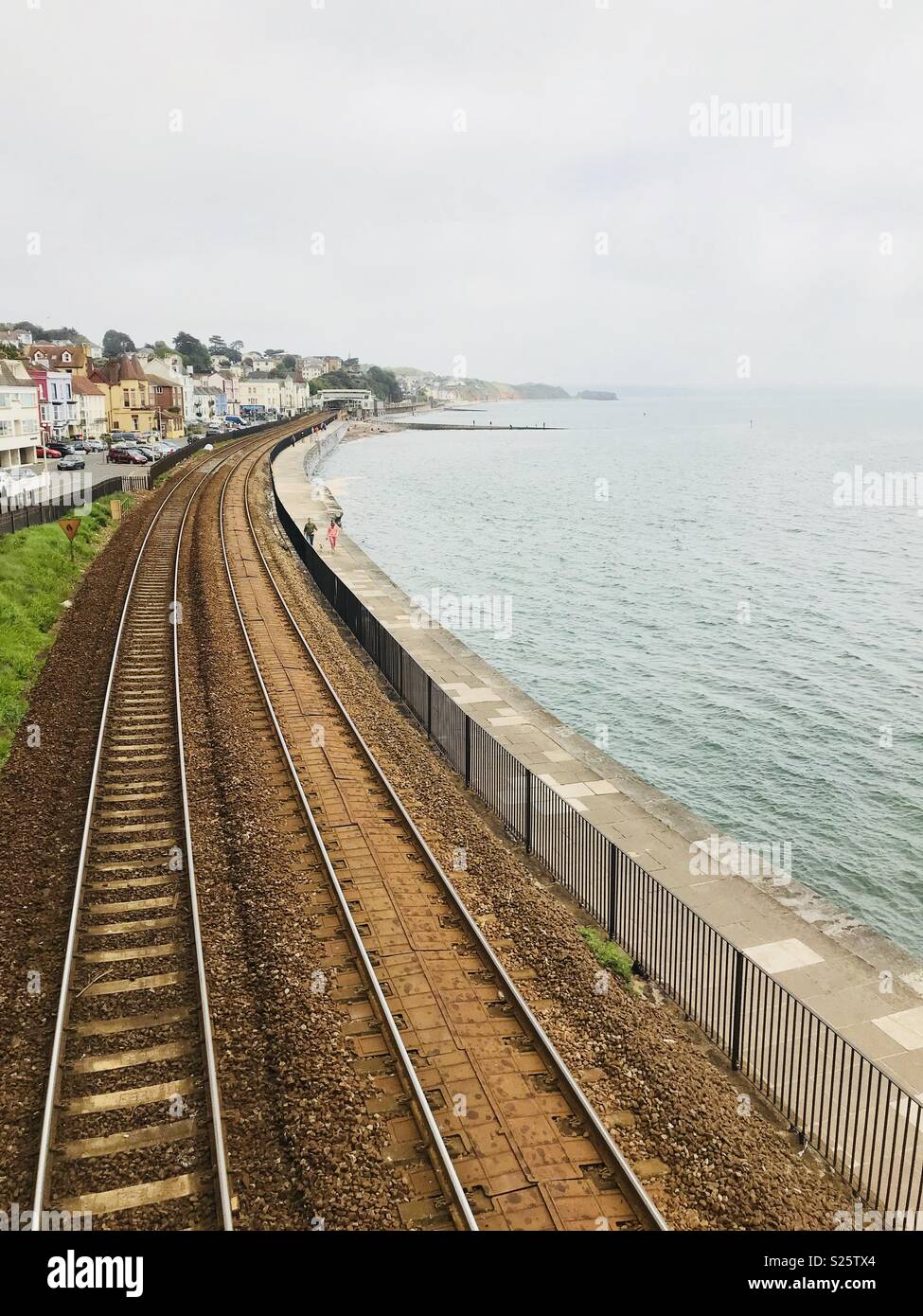 Devon coast railway hi-res stock photography and images - Alamy