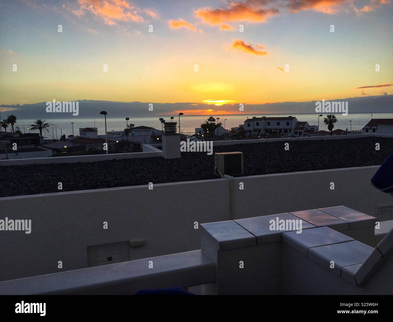 Lots gigantes hi-res stock photography and images - Alamy