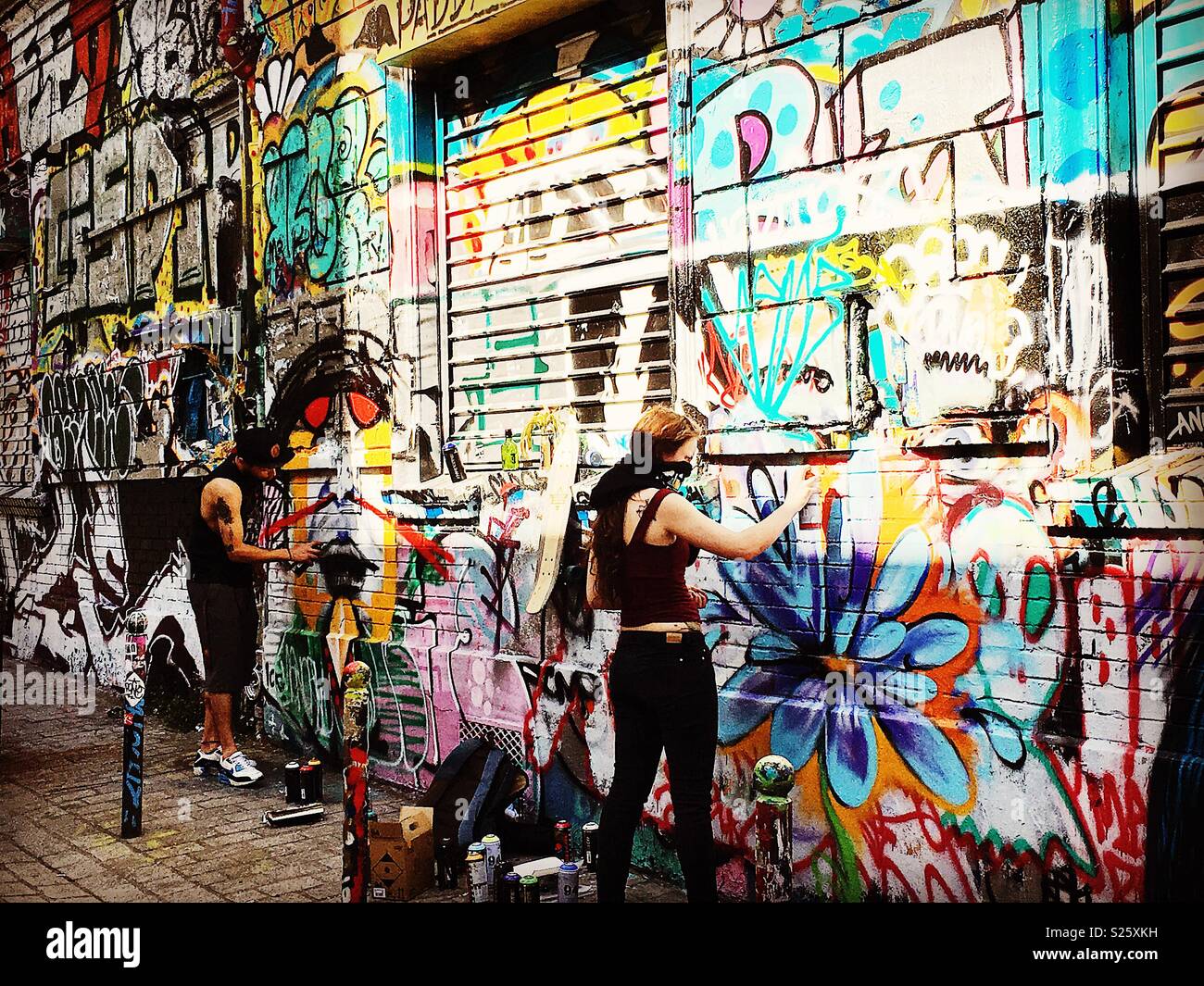 Taggers in Paris Stock Photo - Alamy