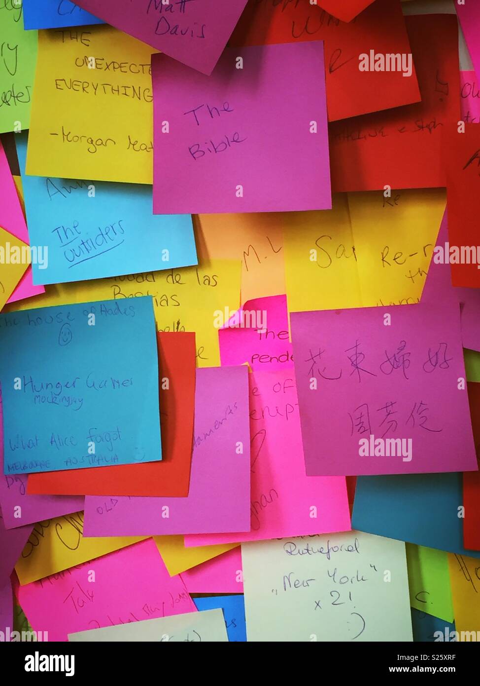 Vibrant neon colored Post-it‘s, USA Stock Photo - Alamy