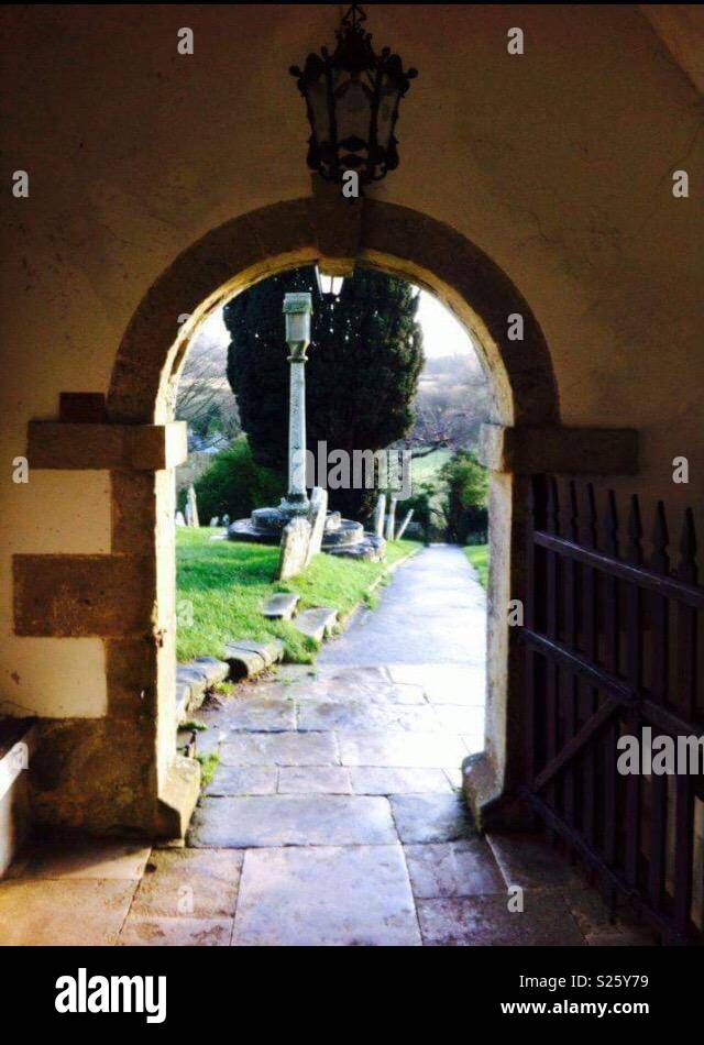 View through arch door hi-res stock photography and images - Alamy