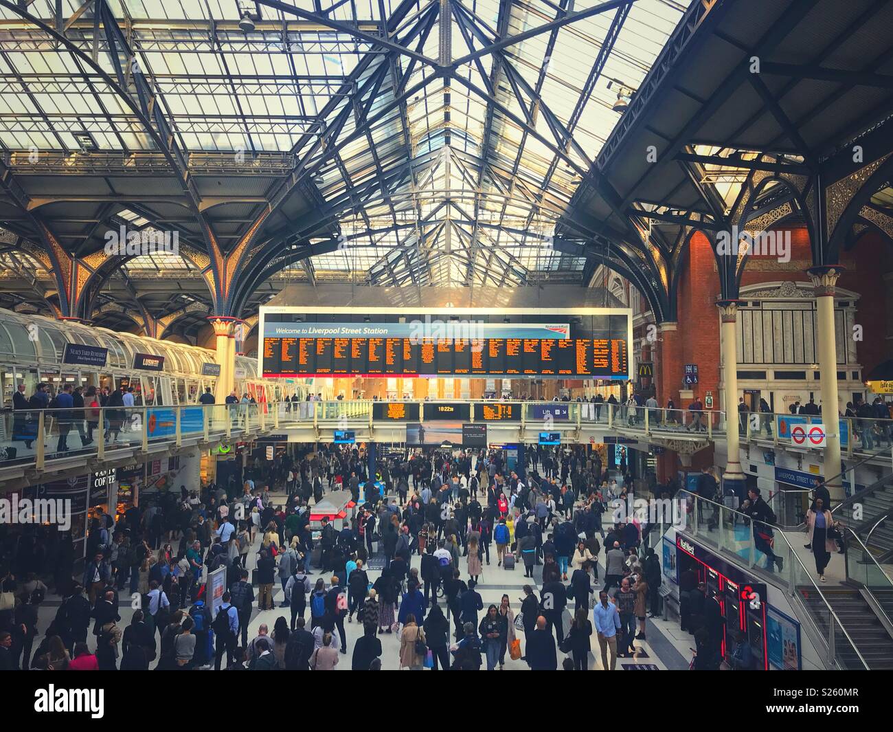 Liverpool Street Station High Resolution Stock Photography and Images ...