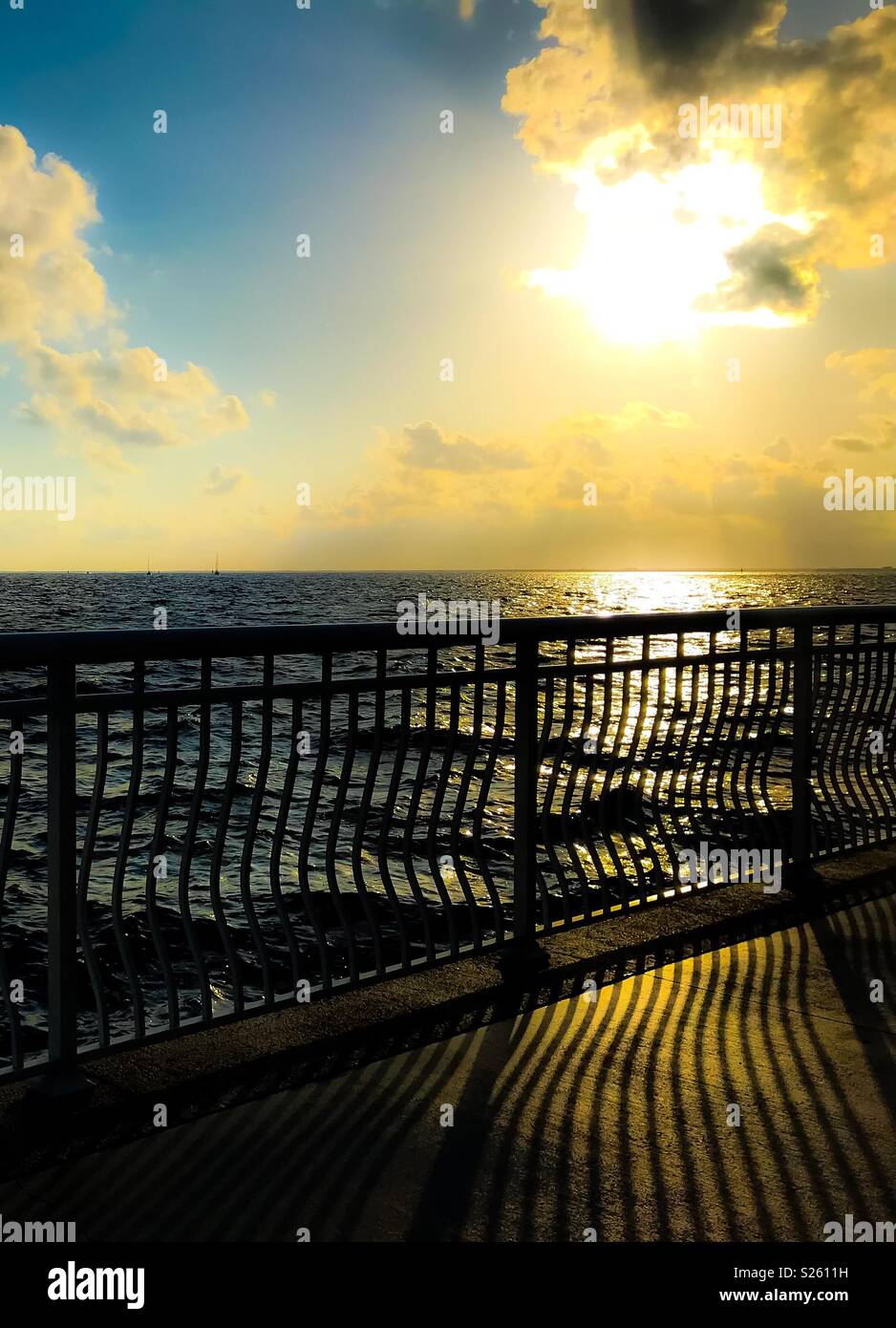 Sunsets and shadows hi-res stock photography and images - Alamy