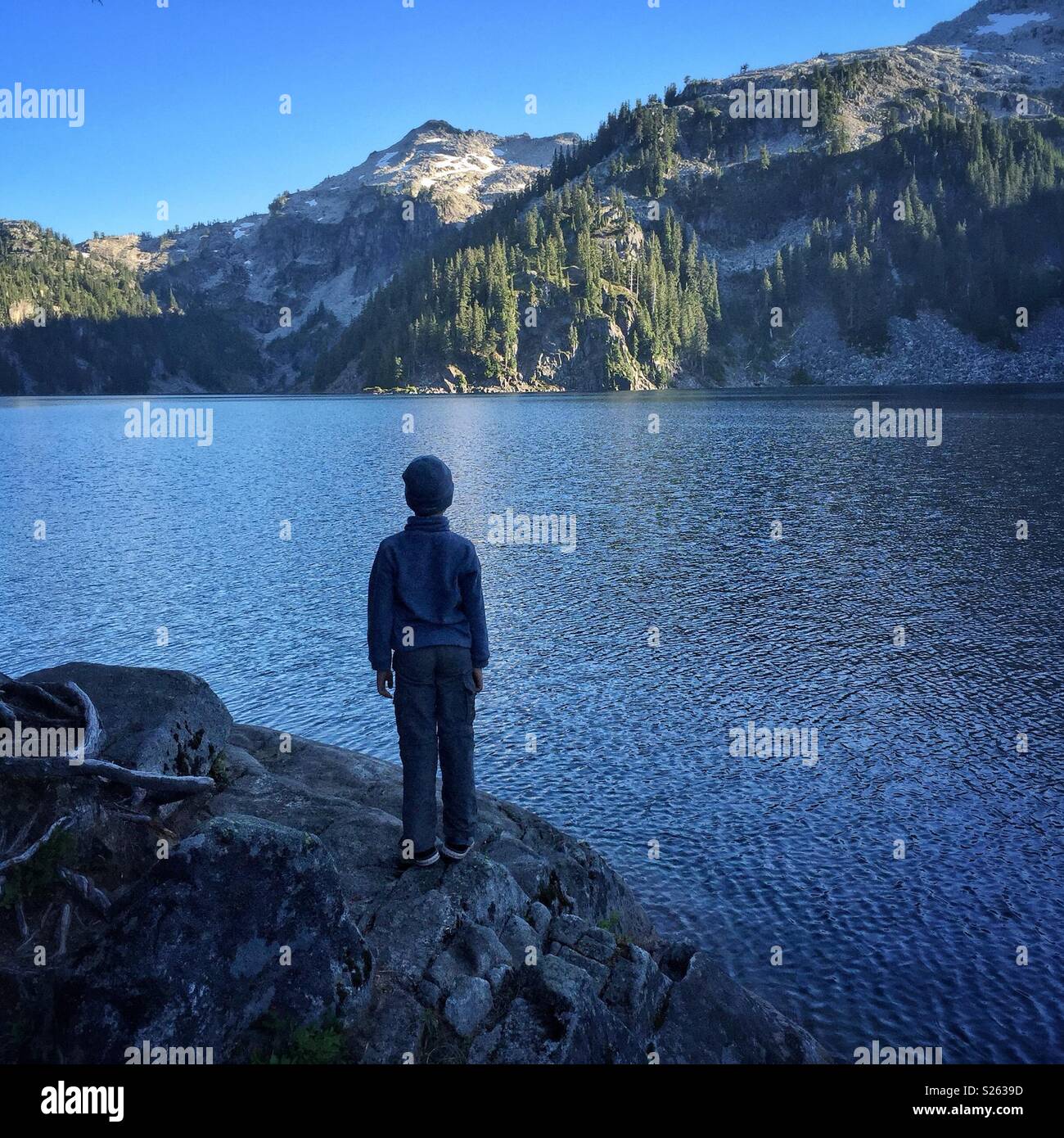 Sunset over Big Heart Lake, Alpine Lakes Wilderness, Mount Baker ...