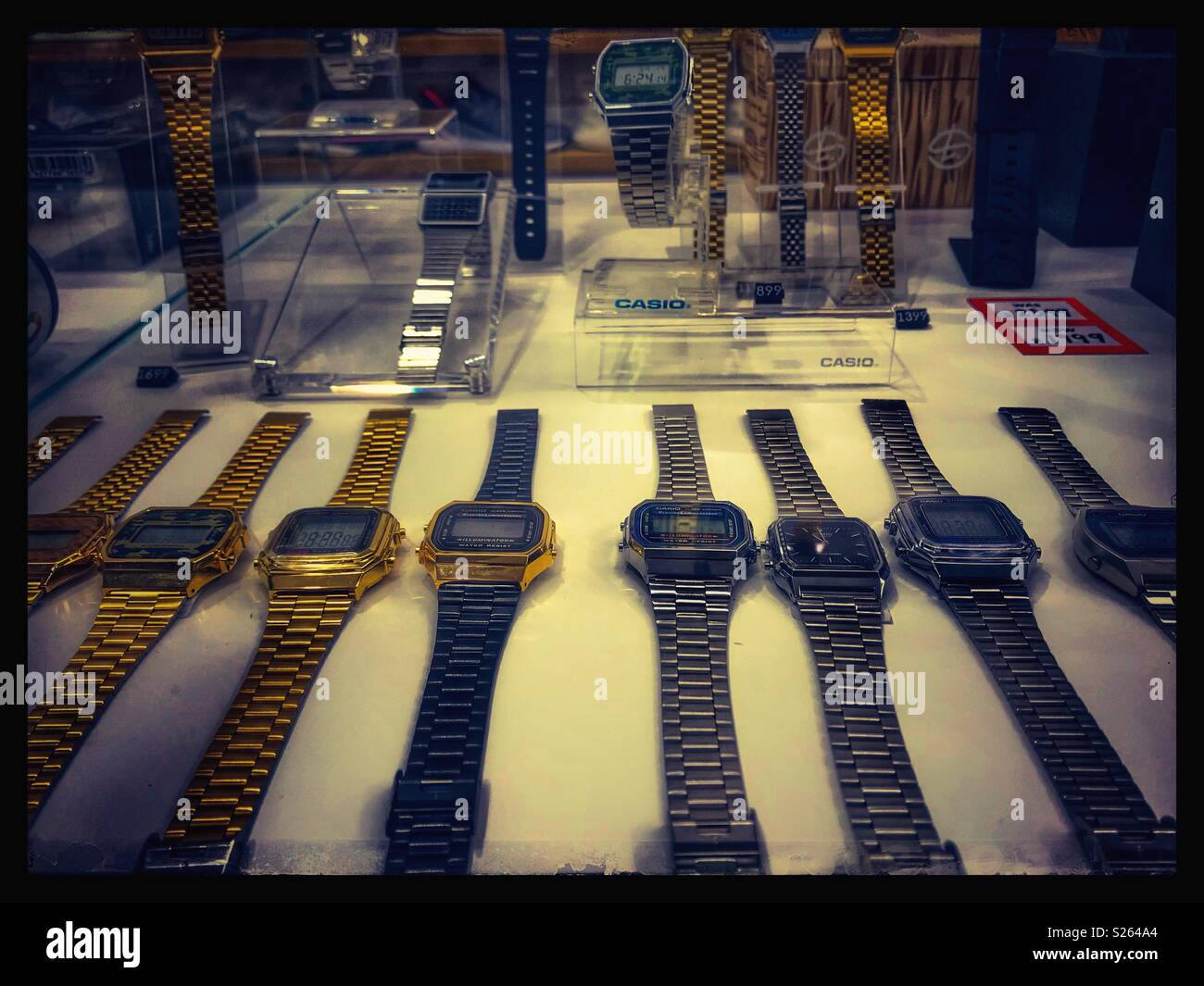 Retro watch display Stock Photo - Alamy