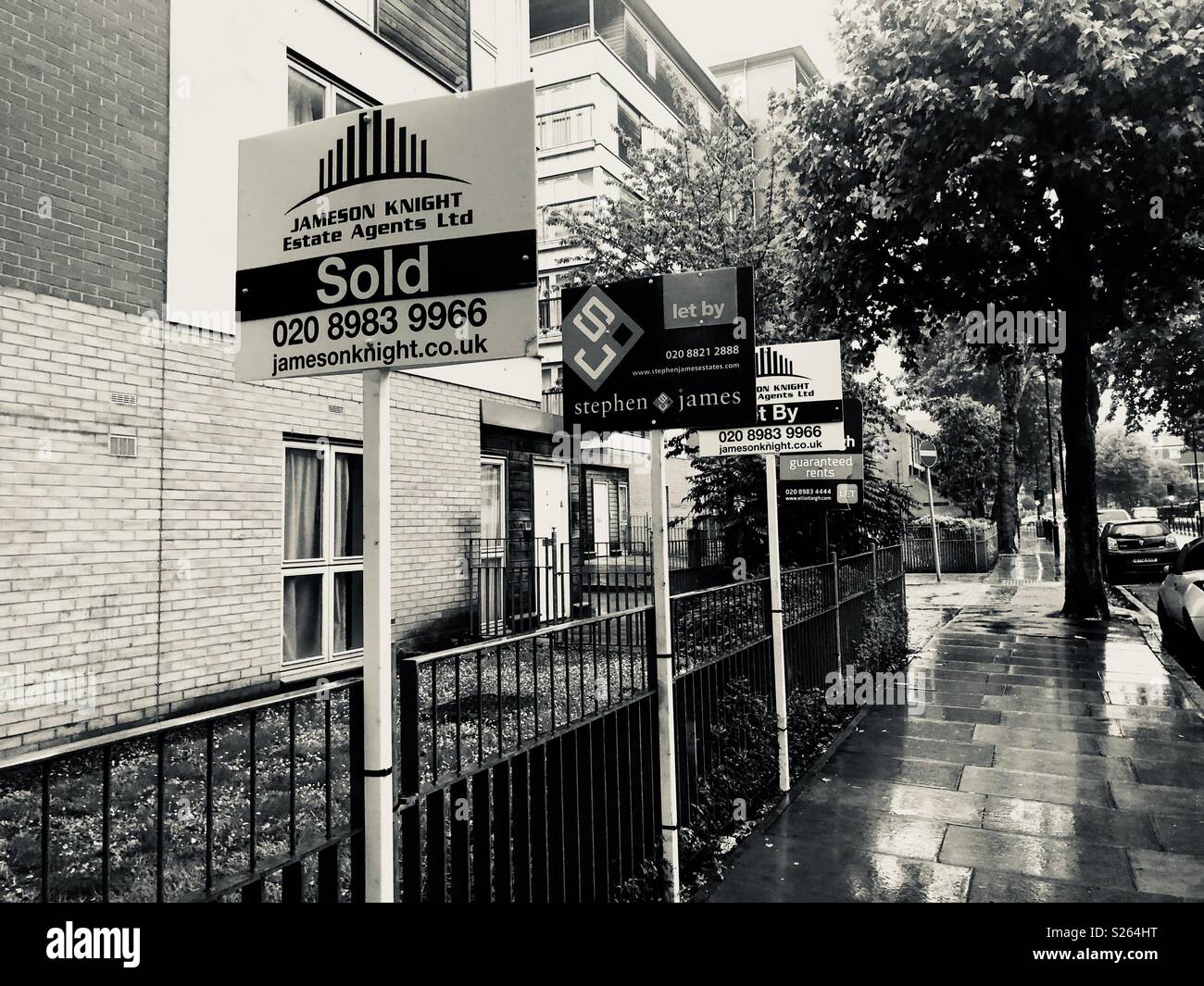 Row Of Sold Signs High Resolution Stock Photography and Images - Alamy