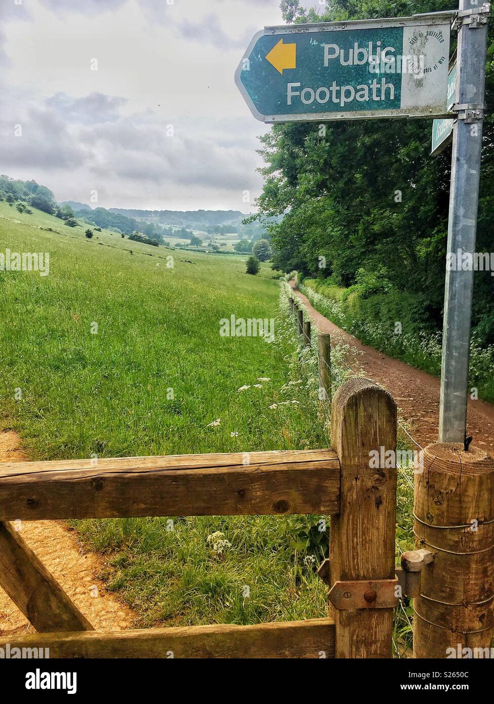 Sheffield round walk Stock Photo - Alamy