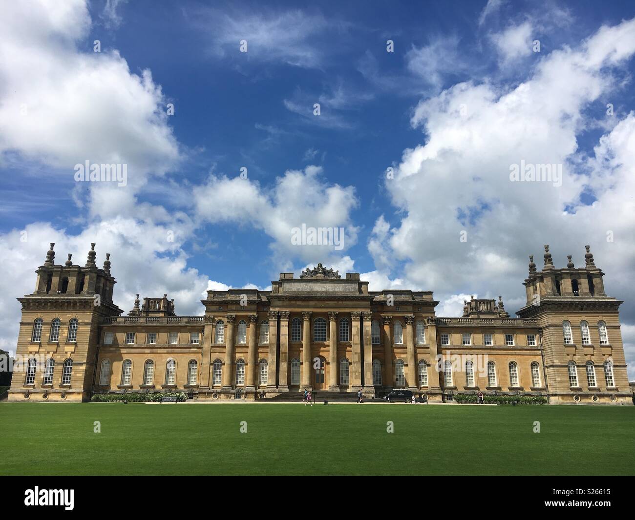 Beautiful blenheim hi-res stock photography and images - Alamy