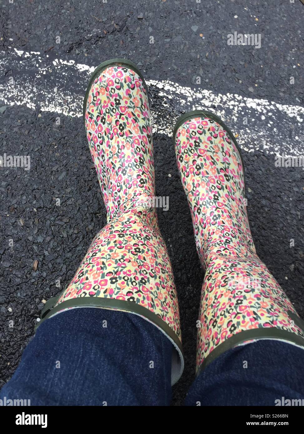 Go stomp hi-res stock photography and images - Alamy