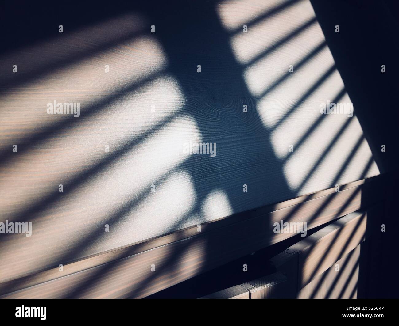 Cabinet setting hi-res stock photography and images - Alamy