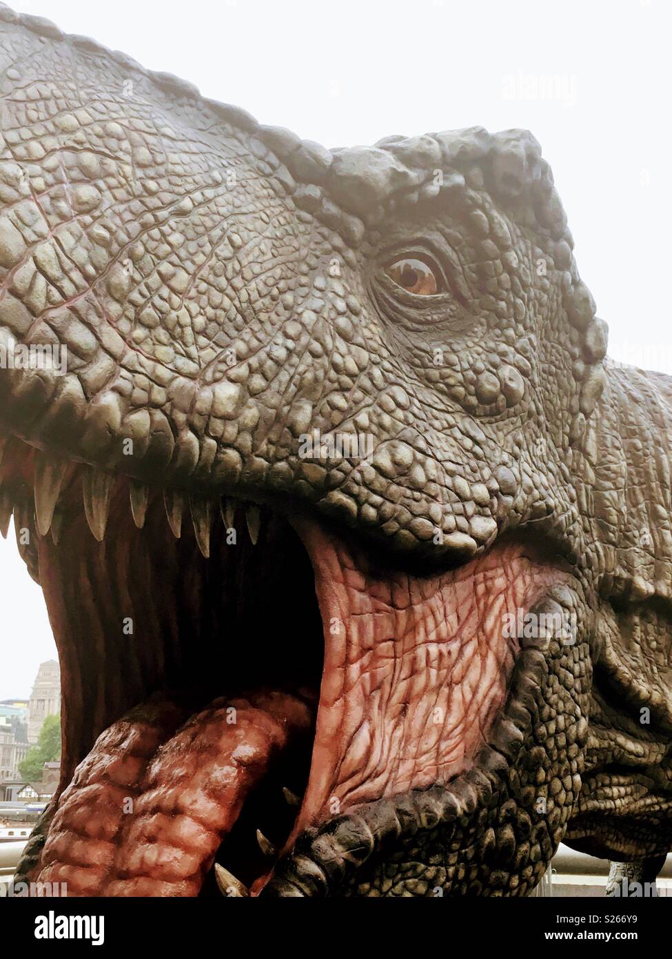 Dinosaur at london eye hi-res stock photography and images - Alamy