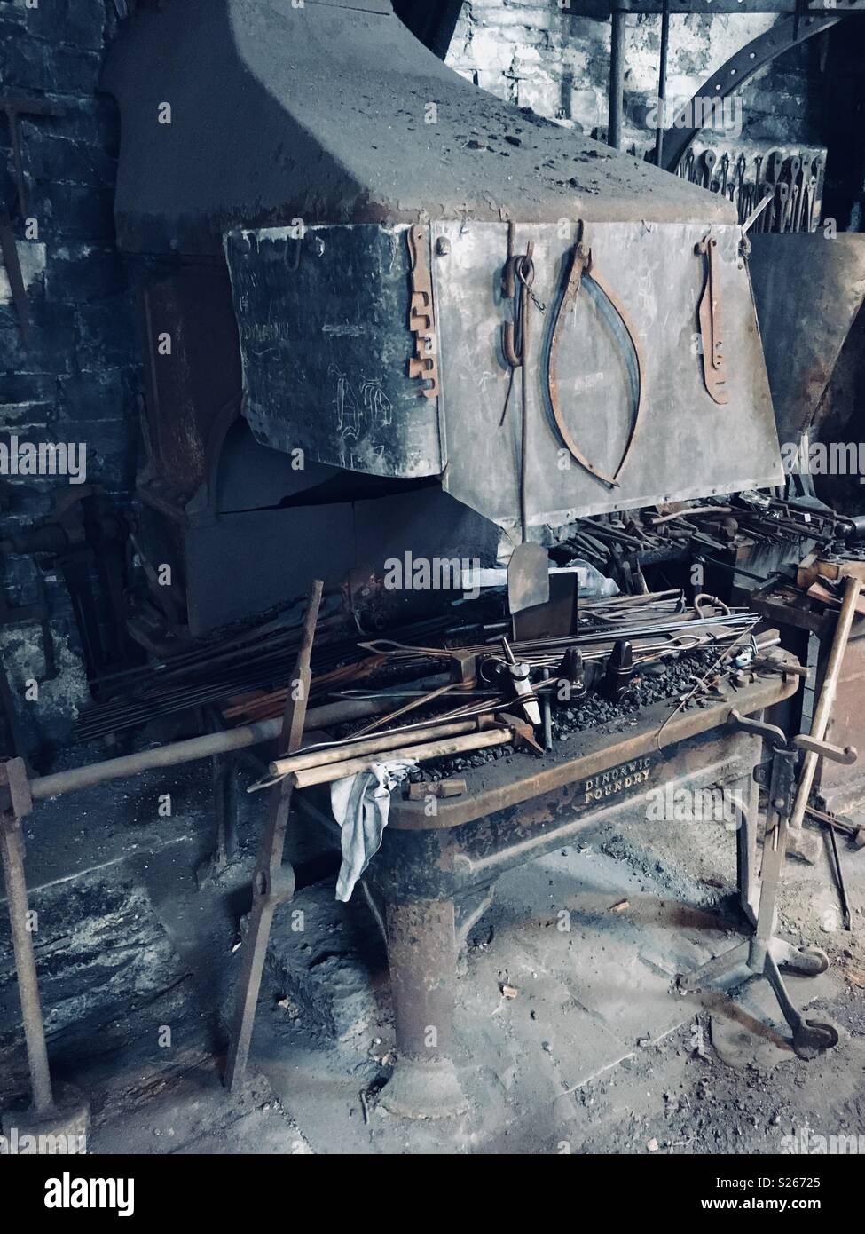 Foundry tools hi-res stock photography and images - Alamy