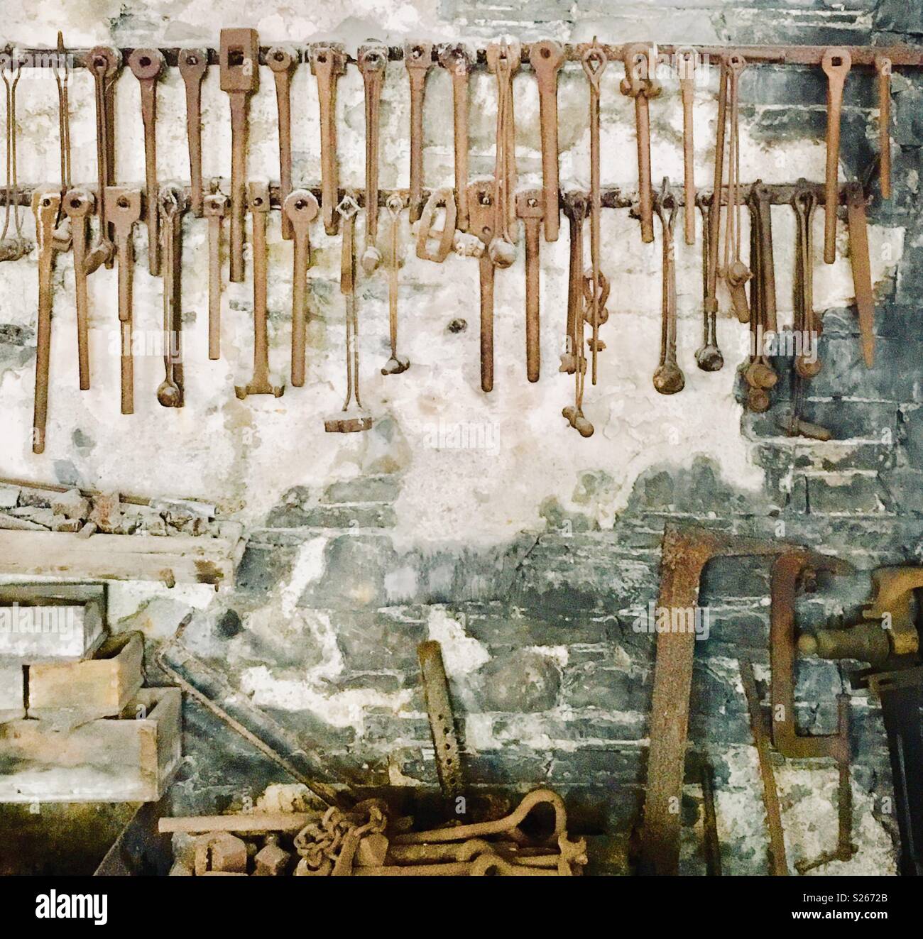 Rusty tools hi-res stock photography and images - Alamy