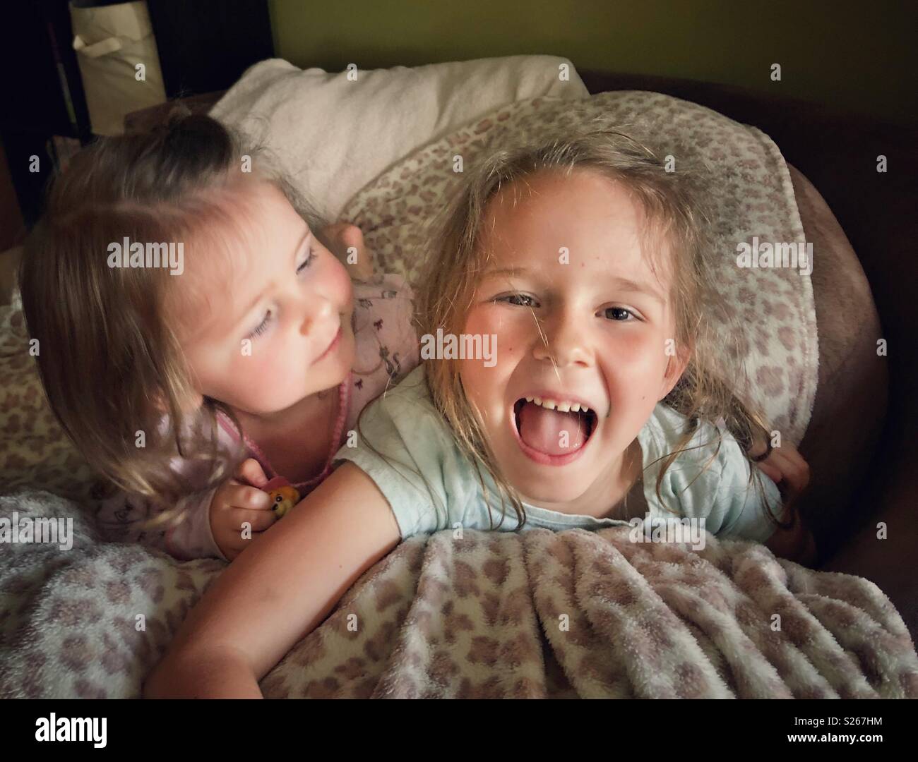 Tickle children hi-res stock photography and images - Alamy
