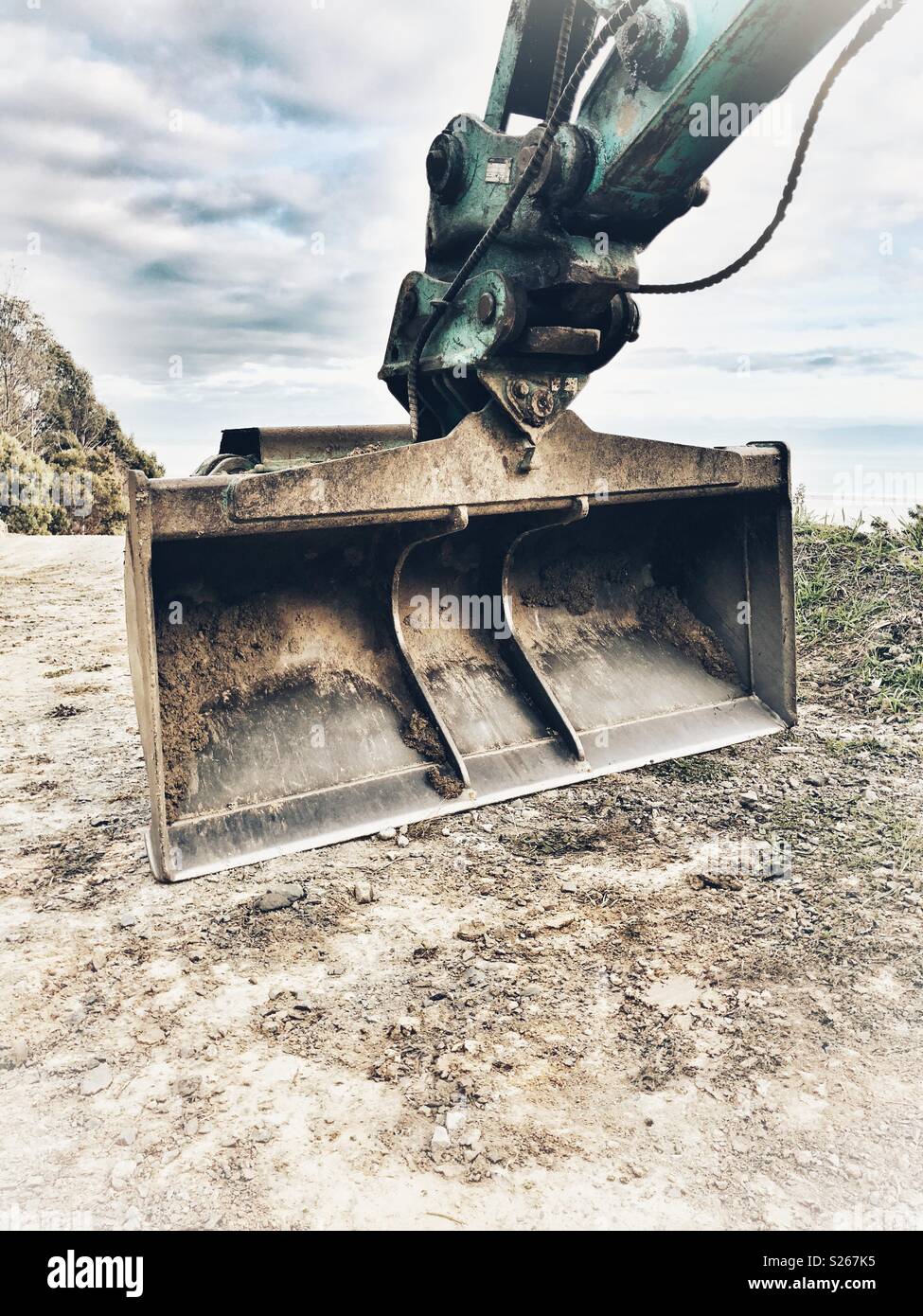 Dirt bucket hi-res stock photography and images - Alamy